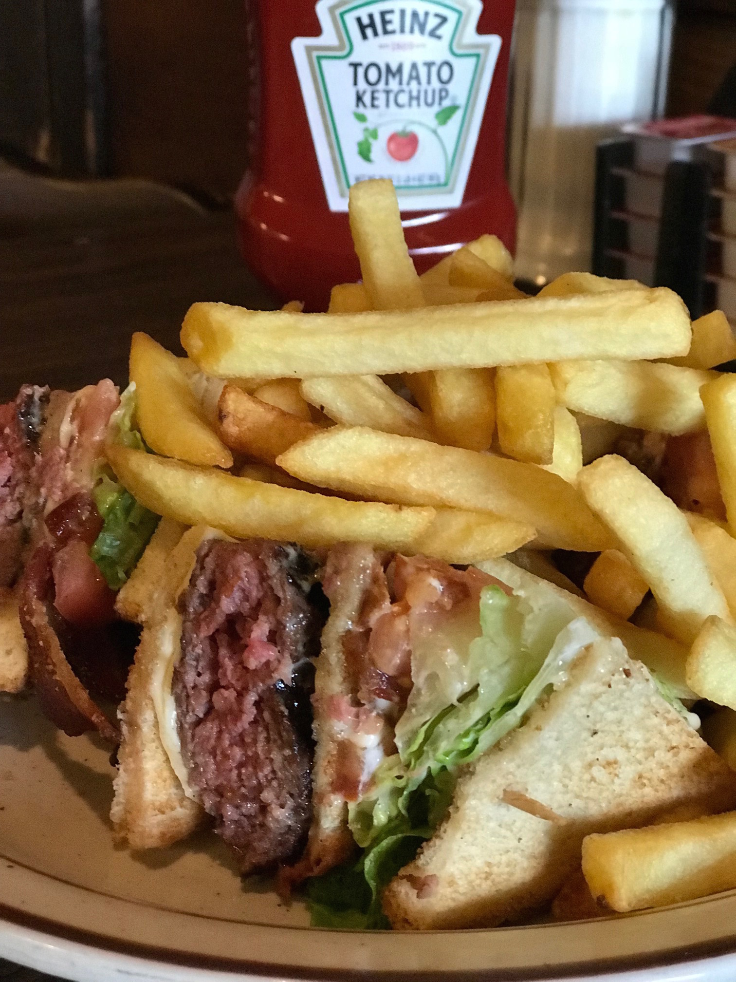 Lunch – The Mug Restaurant